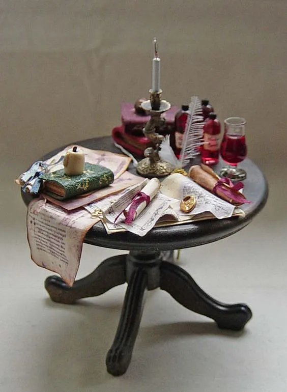 Dolls house Miniature filled Merlin / Wizard / Witch / Doctor ...