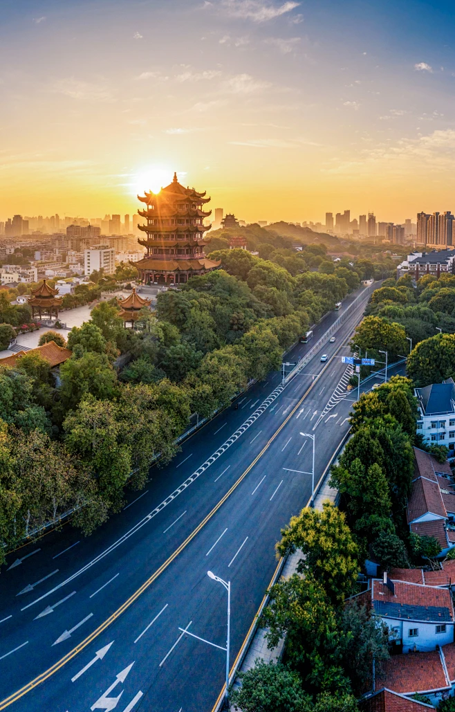 黄鹤楼日出-花瓣网