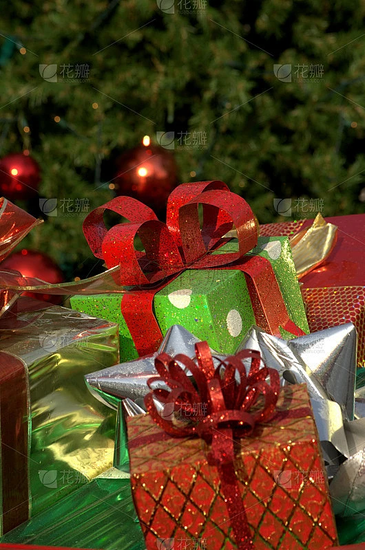 漂亮presents-vertical素材-花瓣网