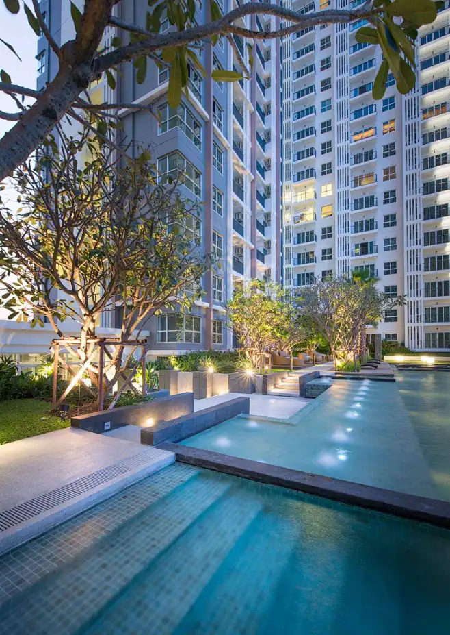 The Parkland Phetkasem - Swimming pool by Xsite Design Studio-Pool泳池-花瓣网