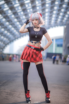 女性站立pose-花瓣网|陪你做生活的设计师 | 微博 – 随时随地发现新鲜事