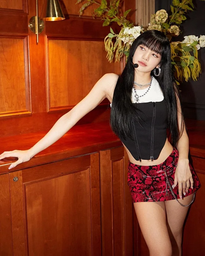 Lisa-花瓣网