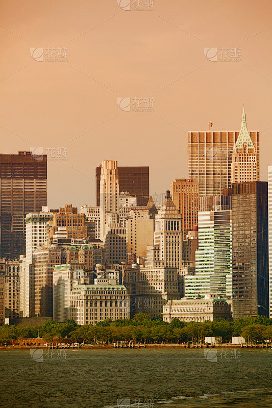 曼哈顿,城市天际线,哈德逊河,垂直画幅,美国,建筑,美国中大西洋地区,无人,建筑外部,户外