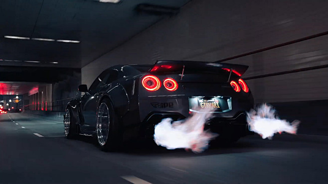 潜能爆发-公路战神GTR-R35-感受一下它的火焰喷射3