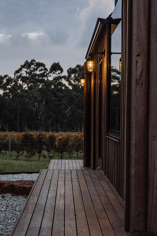 pexels-rachel-claire-8112852