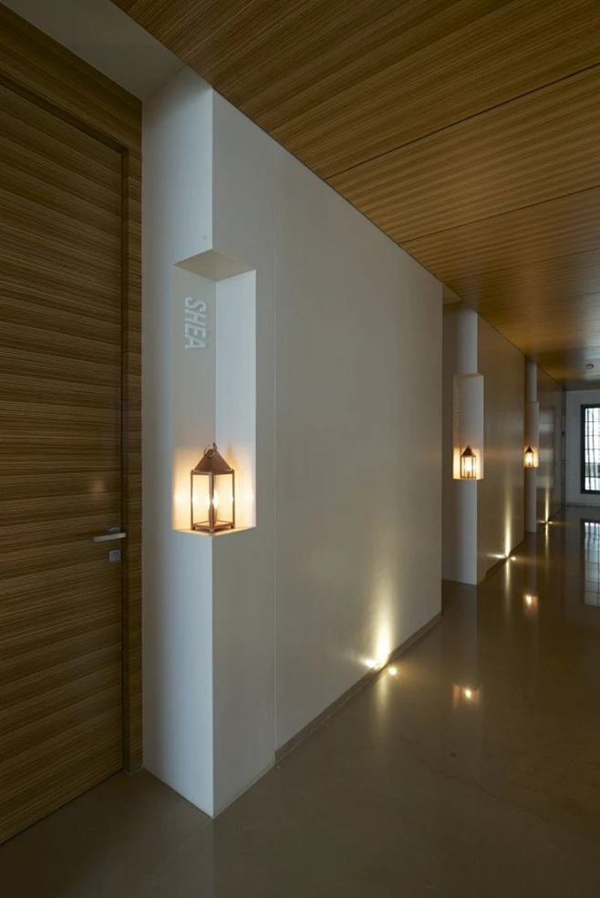 Architecture, Luxurious Day Spa Interior with Clean and Wood Accent ...