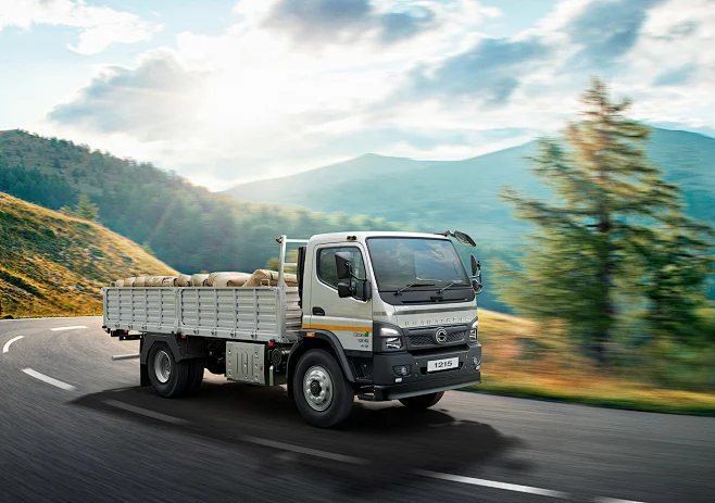 Bharat benz CGI daimler heavy duty truck Indina truck mercedes retouch ...