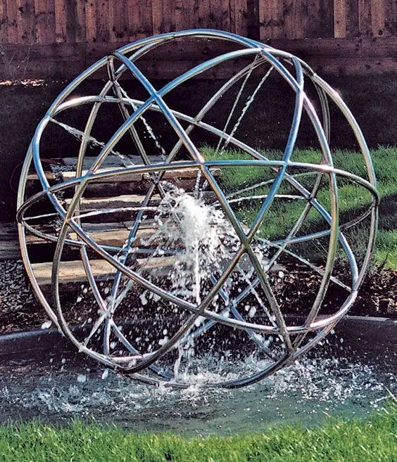 We take a look at the water sculptures of artist Giles Rayner.-花瓣网