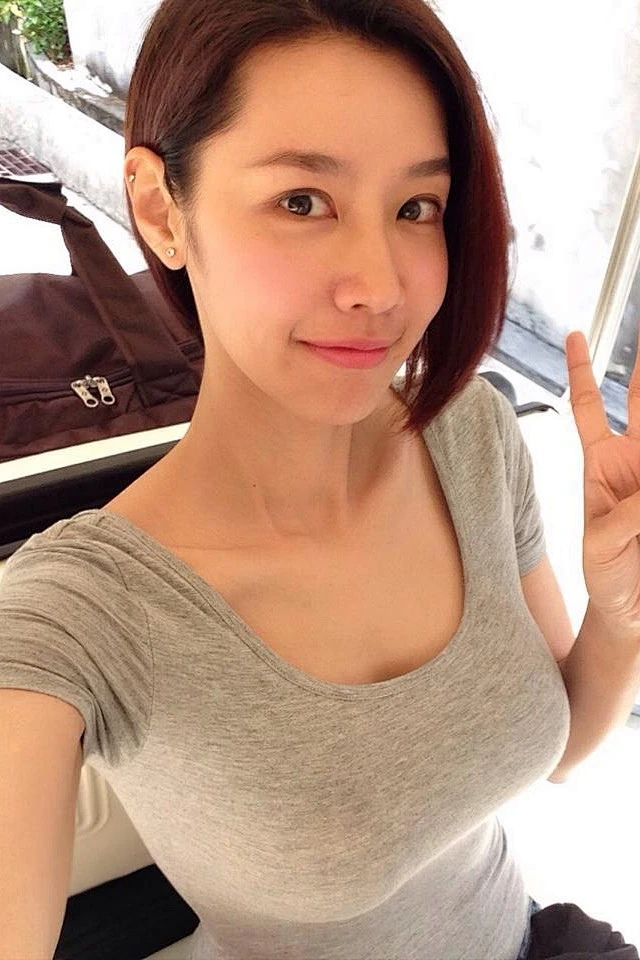 泰国辣妈、泰国正妹、大胸妹子、巨乳、巨乳妹子、Mookies Zapp-花瓣网