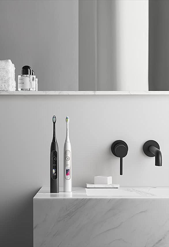 Amazon.com: Evowera 自适应电动声波牙刷,6 种清洁模式,全彩液晶屏,2 分钟定时器,10%-100% 振动强度,无线快速充电,IPX7 防水,伺服电机供电牙刷 : 美容和个人护理