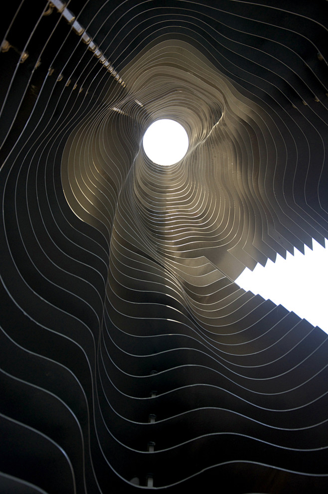 Tom Price_tower inside up 04_TP10