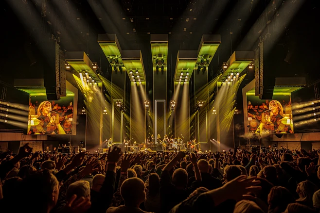 concert STAGE DESIGN Stage Scenic Design concerts Stage decoration ...