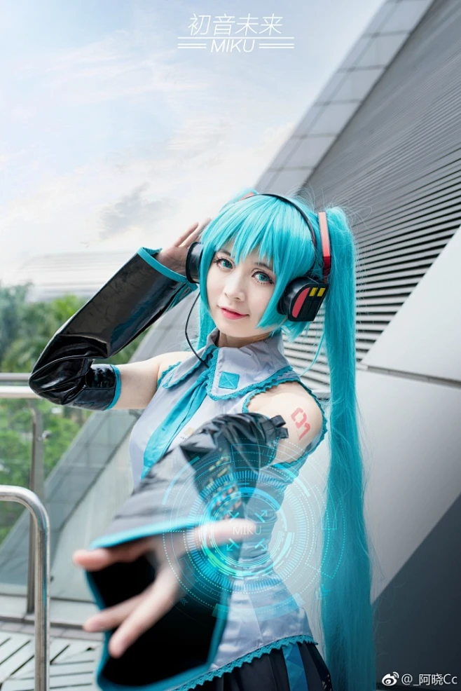 #YACA52nd动漫画展##yaca返图热线# #初音ミク# #初音cos# mikumiku，动次打次！动次打次！ miku：@世上唯一仅有的花飞机 抄送：@YACA动漫 @初音未来 ...