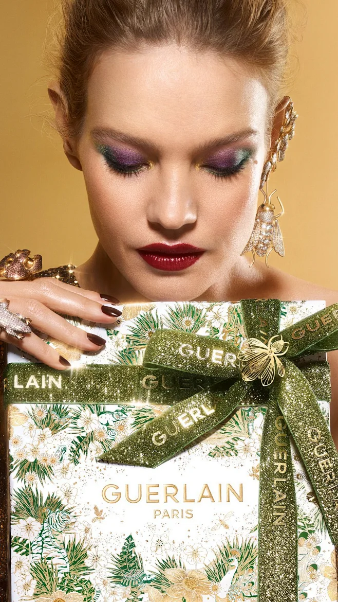 Bold pigments. Intense colour. Sparkle and shine this winter with the ...