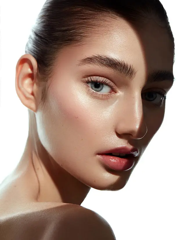 Spotted @rebeccaamariiaa .... ‍♀️ Photo: @sbarucha Model ...