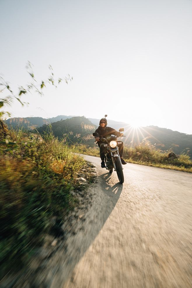 logan-lambert-1389457-unsplash