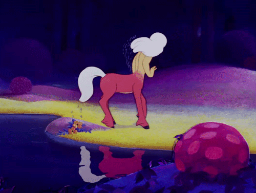 Fantasia The Pastoral Symphony 1940 ，人马美人实在是太娇羞可爱了。 花瓣网