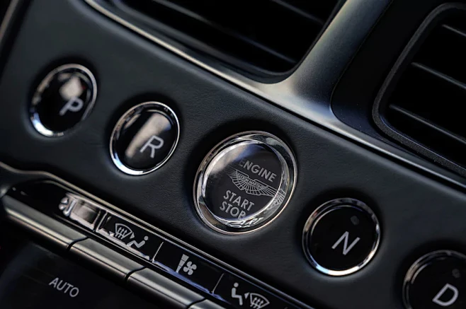 2019 Aston Martin DB11 Volante First Drive: Roofless Beauty - Motor ...