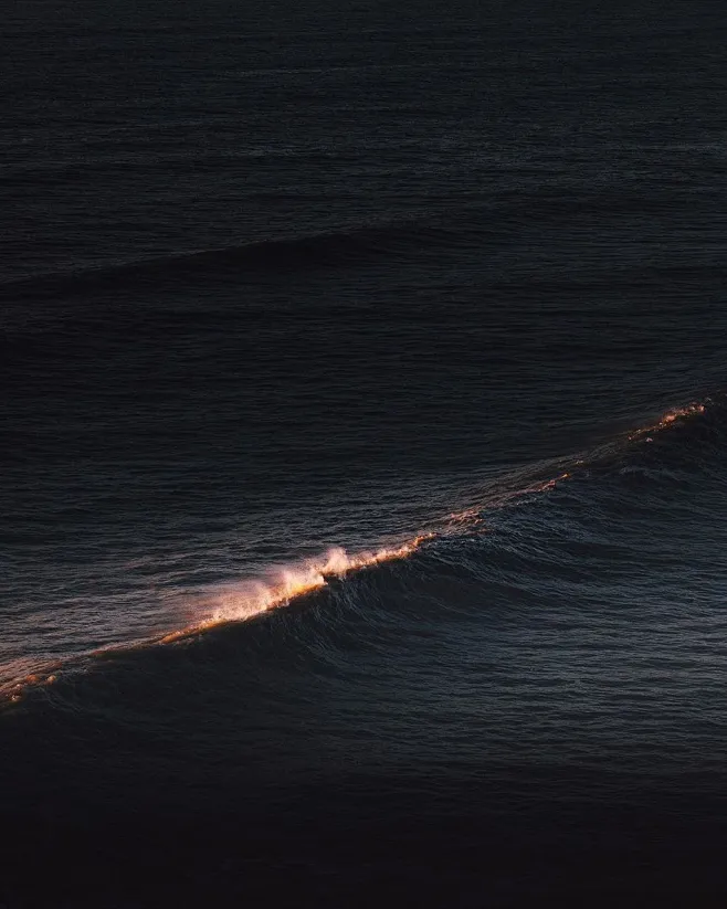 【海 | Jon Sanchez】摄影构图美学。60000张优质采集：优秀排版参考 / 摄影美图 / 视觉大片提升审美。@骏生电商笔记-花瓣网