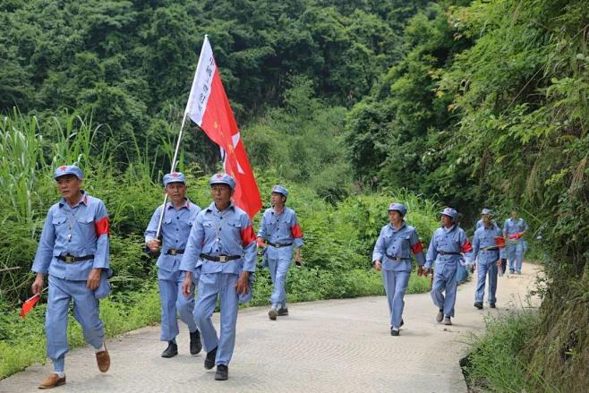 src=http%3A%2F%2Fwww.gdxgjy.com%2Fuploads%2Fallimg%2F190830%2F154611MH ...