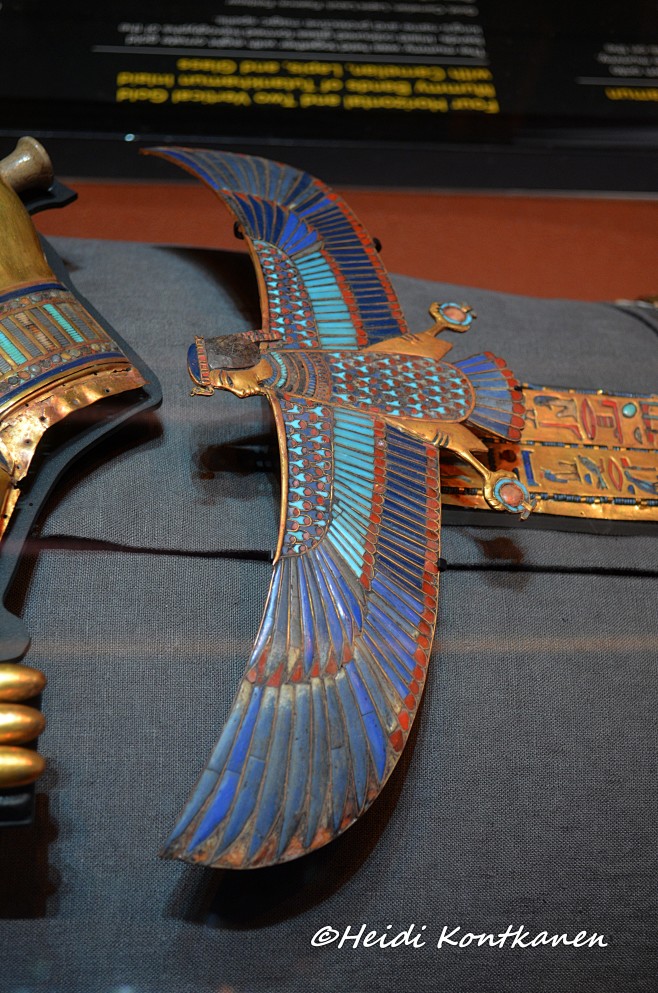 Ba soul of Tutankhamun : Gold Ba pectoral with glass inlays. If ...