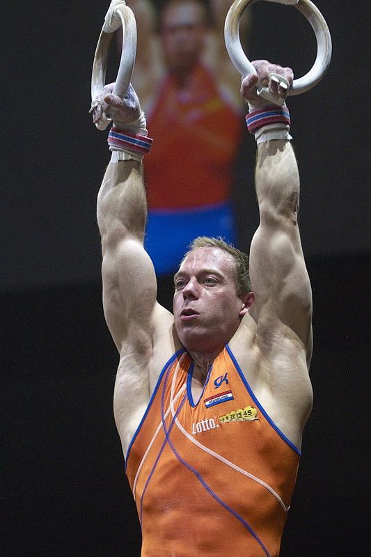 Yuri Van Gelder posted by Foster Timothy-花瓣网