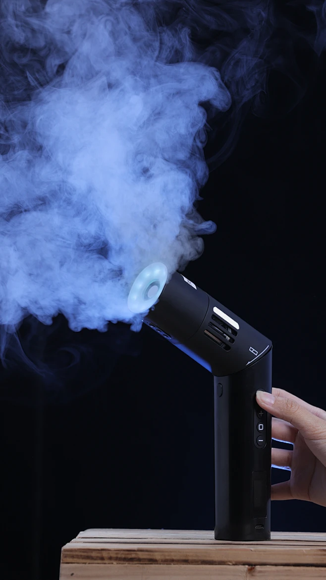 The COLBOR CF5 is an innovative smoke machine designed specifically for ...