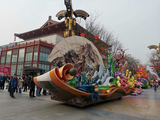 巧遇花车巡游-花瓣网