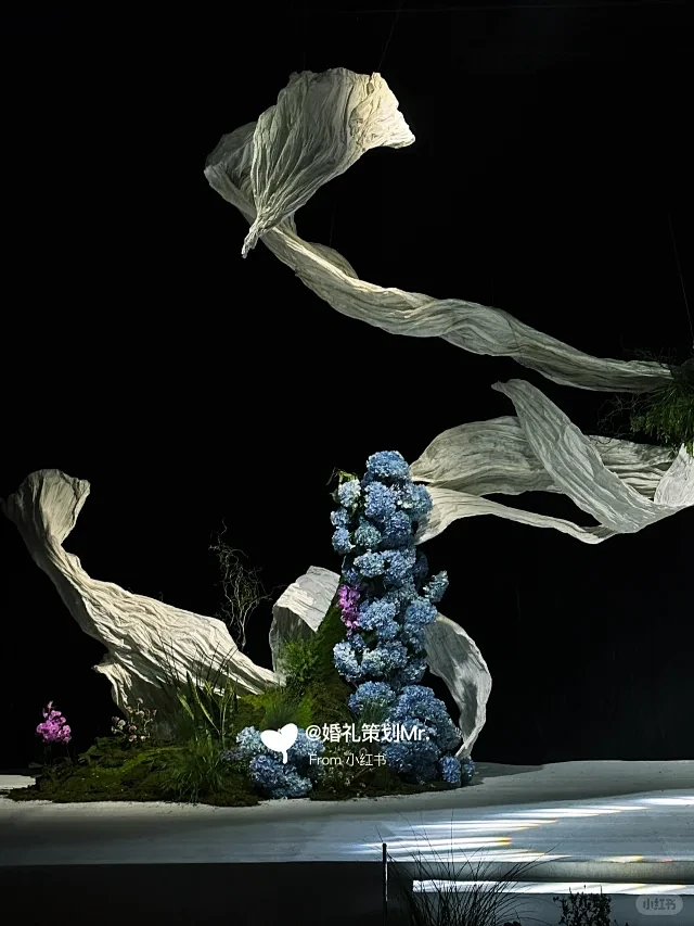 独特的艺术装置婚礼 ️｜小众婚礼_5663238856