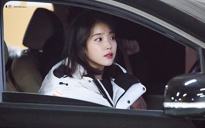 180117 JTBC Newsroom IU下班高清