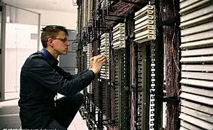 系统运维人背景图 的图像结果-花瓣网