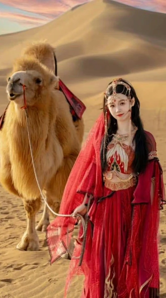 敦煌鸣沙山月牙泉 Cr林欣如 -花瓣网