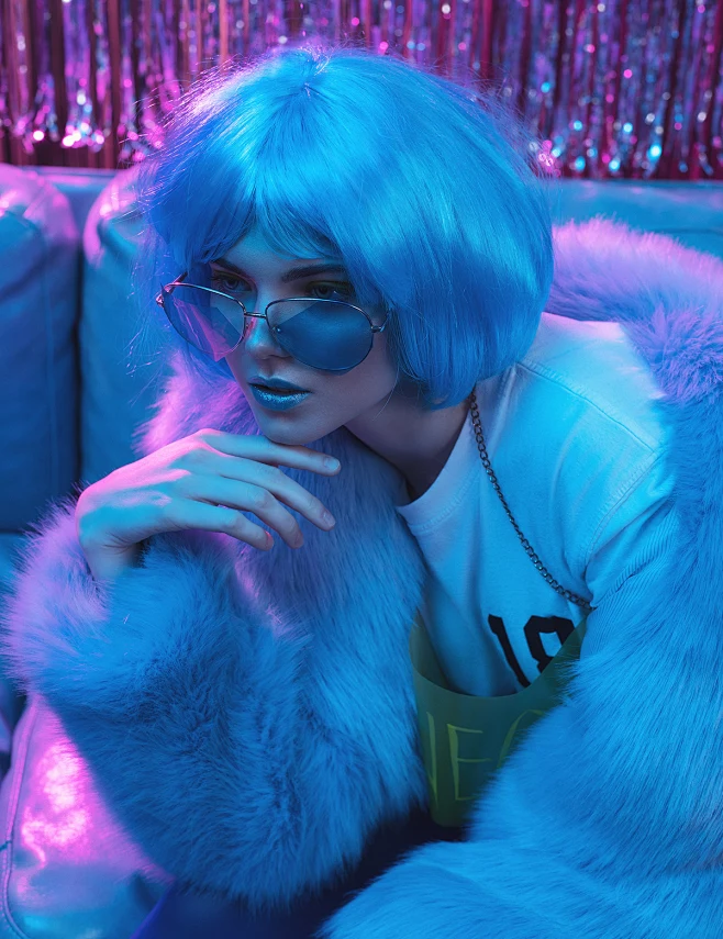 Blue | Color FASHION LOOKBOOK : blue color fashion lookbookcolor light-花瓣网
