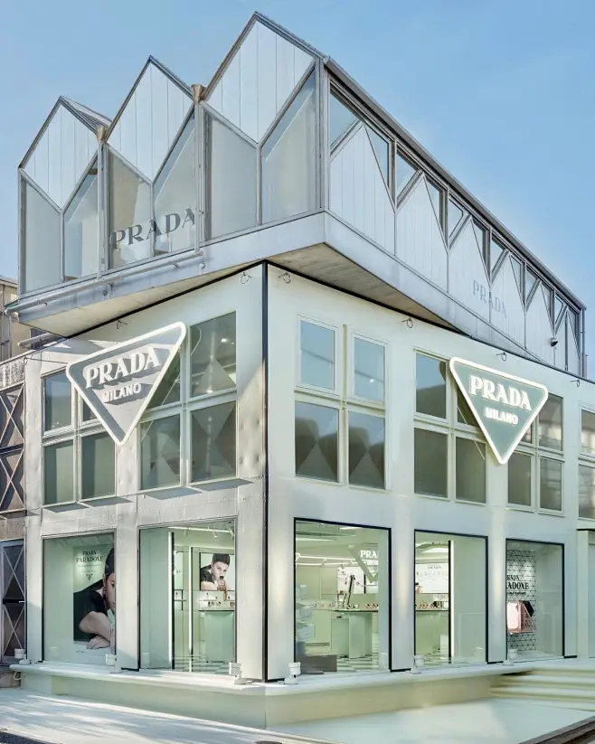 Welcome to the #PradaBeauty pop-up store in Tokyo, your invitation to ...