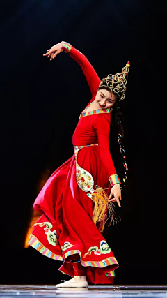 Dance-花瓣网|陪你做生活的设计师 | 舞之魂