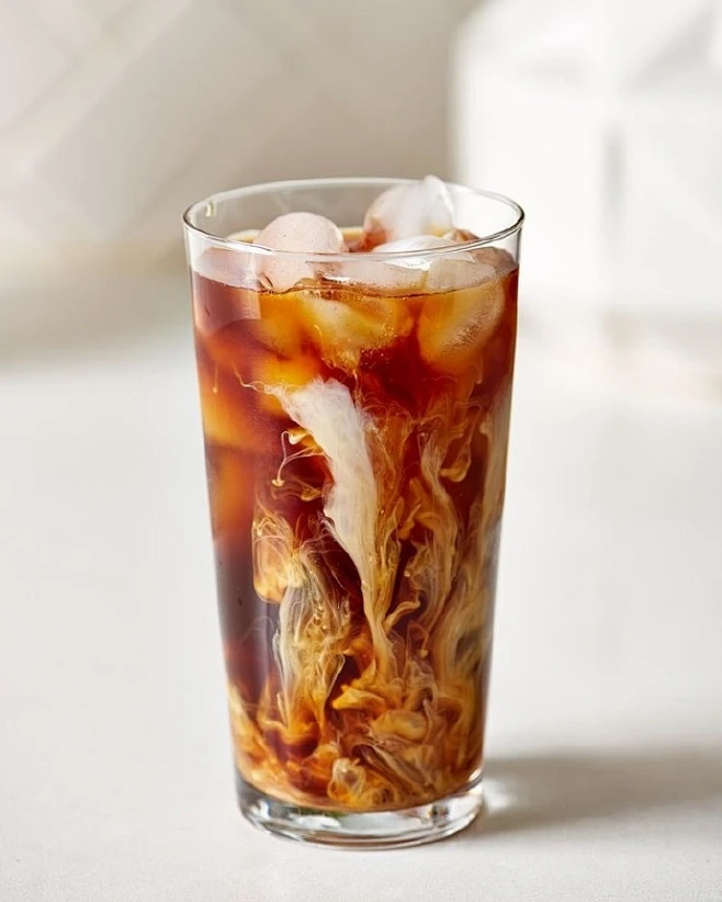 iced coffee -花瓣网