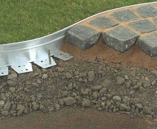 AluExcel aluminium landscape edging is made in the UK from 6005A grade ...
