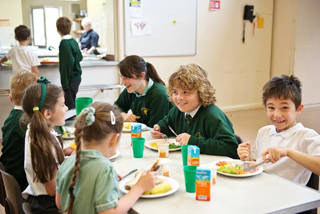 school_dining_hall_036-花瓣网