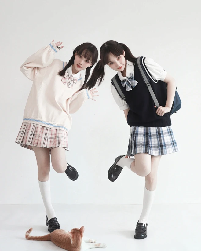 一些双人pose 今天依旧是一个姿势很多的人