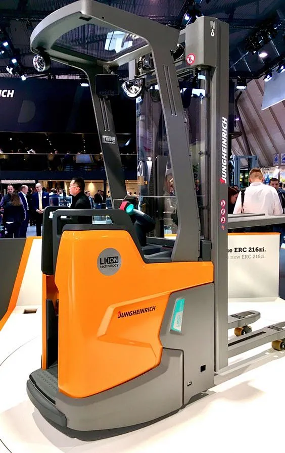 Jungheinrich introduces the new Li-Ion powered stacker ERC 216zi-花瓣网