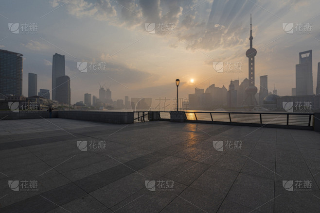 上海,黎明,黄浦江,东方明珠塔,外滩,陆家嘴,滨水,浦东,阳光光束,股市和交易所