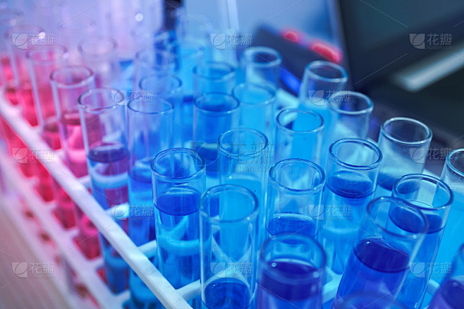 实验室提供玻璃试管，血液试管和显微镜