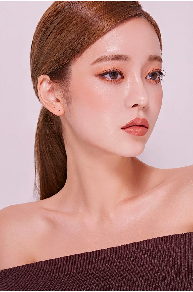 BEIGE CHUU PENCIL EYELINER by 츄(chuu) : ★ 쉿~시선을 사로잡는 눈매비결★네츄럴브라운-여리여리 ...