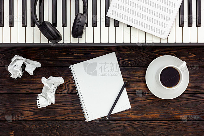 音乐家用合成器工作