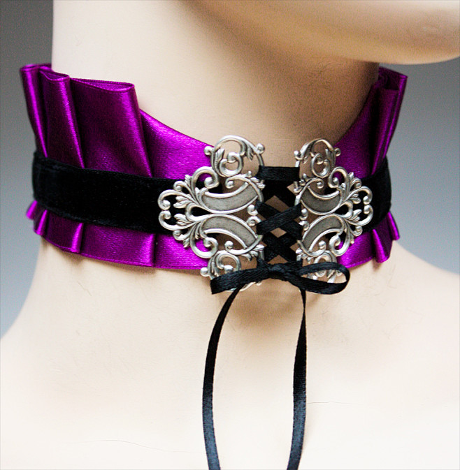 vampire_neck_corset_by_pinkabsinthe-d64f4re