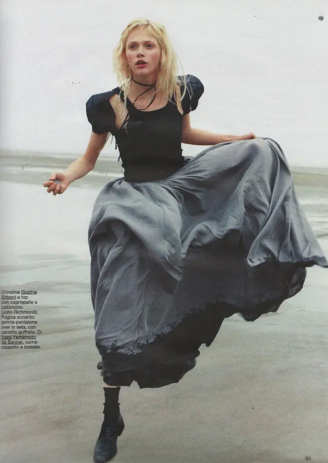 Grazia》June 1999 Model Jan Dunning 要控制在头脑里一直喧哗的碎片，在里面进行探索， 然后讲出一个故事， 我 ...