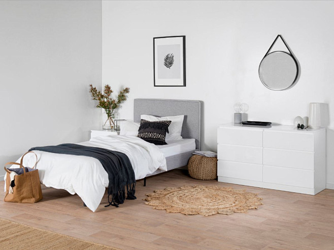 Mocka_Jolt_Six_Drawer_-_Wide_-_White_1__57161