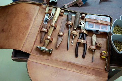 ACL: The Iconic Gucci Loafer | Hypebeast-花瓣网