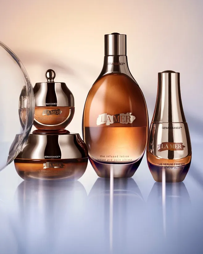 Photo by LA MER on May 04, 2024. May be an image of fragrance, bottle ...