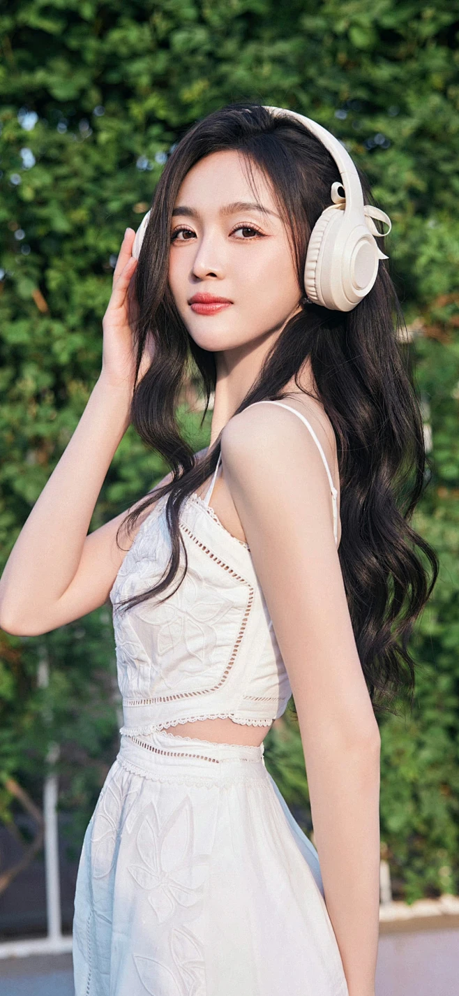 吴宣仪 采集@别致的七-花瓣网